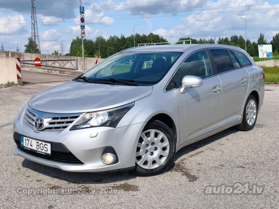 Серый Тойота Авенсис 2012 в Тарту, объемом двигателя 1.80 л и пробегом 277 тыс. км за 3999 €, фото 1 на AUTOMOTO.COM.LV