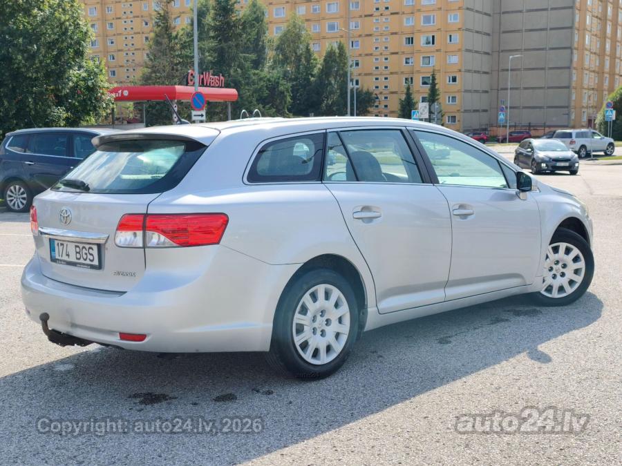 Серый Тойота Авенсис 2012 в Тарту, объемом двигателя 1.80 л и пробегом 277 тыс. км за 3999 €, фото 6 на AUTOMOTO.COM.LV