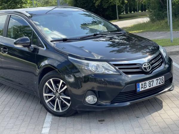 Pelēks Toyota Avensis 2012 Jūrmala, ar dzinēja tilpumu 2.00 L un nobraukumu 233 tūkst. km par 5250 €, foto 4 vietnē AUTOMOTO.COM.LV