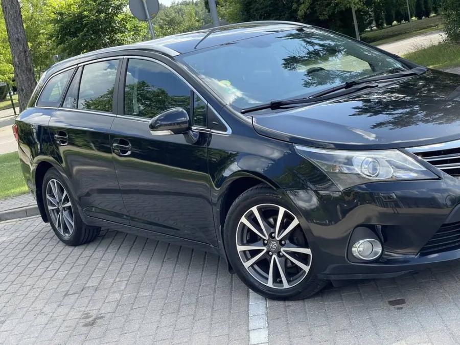 Pelēks Toyota Avensis 2012 Jūrmala, ar dzinēja tilpumu 2.00 L un nobraukumu 233 tūkst. km par 5250 €, foto 6 vietnē AUTOMOTO.COM.LV