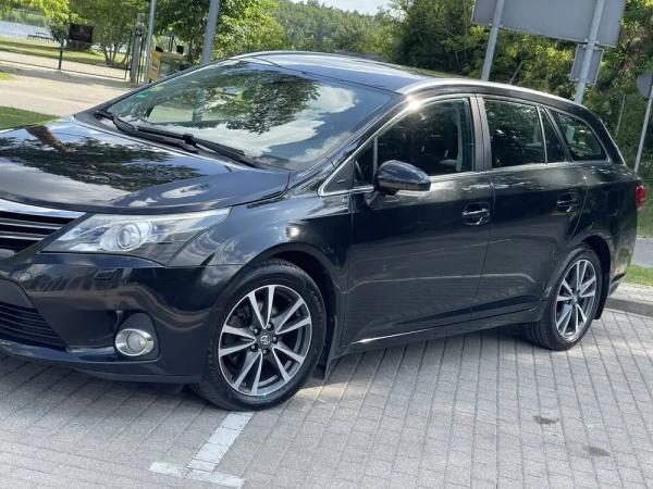 Pelēks Toyota Avensis 2012 Jūrmala, ar dzinēja tilpumu 2.00 L un nobraukumu 233 tūkst. km par 5250 €, foto 10 vietnē AUTOMOTO.COM.LV