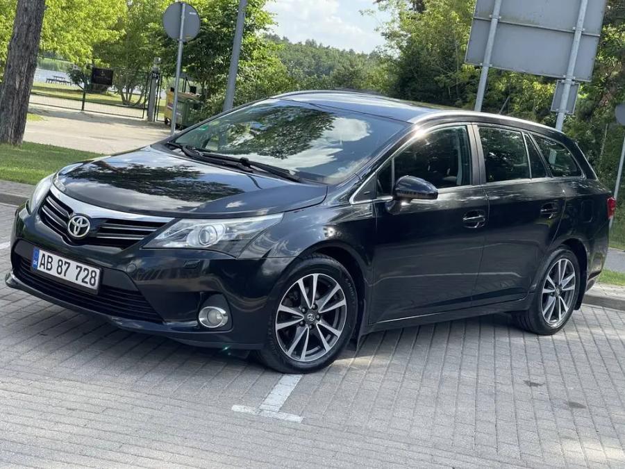 Pelēks Toyota Avensis 2012 Jūrmala, ar dzinēja tilpumu 2.00 L un nobraukumu 233 tūkst. km par 5250 €, foto 12 vietnē AUTOMOTO.COM.LV