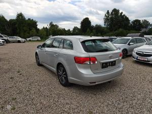 Pelēks Toyota Avensis 2012 Viļņa, ar dzinēja tilpumu 2.00 L un nobraukumu 393 tūkst. km par 3400 €, foto 6 vietnē AUTOMOTO.COM.LV