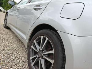 Pelēks Toyota Avensis 2012 Viļņa, ar dzinēja tilpumu 2.00 L un nobraukumu 393 tūkst. km par 3400 €, foto 11 vietnē AUTOMOTO.COM.LV