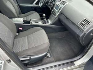 Pelēks Toyota Avensis 2012 Viļņa, ar dzinēja tilpumu 2.00 L un nobraukumu 219 tūkst. km par 6700 €, foto 17 vietnē AUTOMOTO.COM.LV
