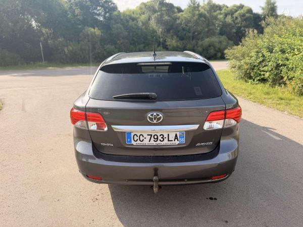 Pelēks Toyota Avensis 2012 Tauragė, ar dzinēja tilpumu 2.00 L un nobraukumu 267 tūkst. km par 5100 €, foto 6 vietnē AUTOMOTO.COM.LV