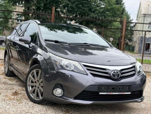 Grey Toyota Avensis 2012 in Ukmerge, with an engine capacity of 2.23 L and mileage of 240 thousand km for 5750 €, photo 2 on AUTOMOTO.COM.LV