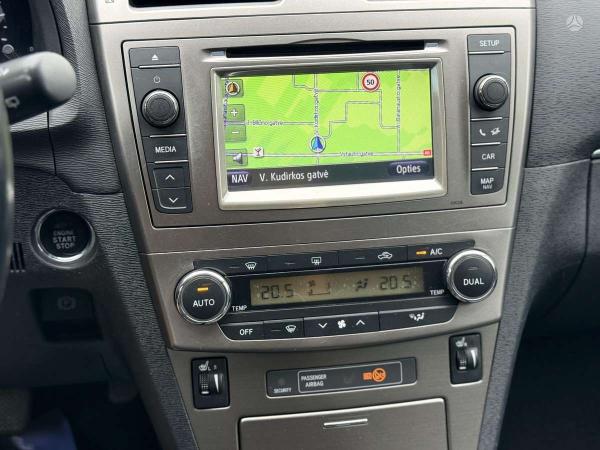Grey Toyota Avensis 2012 in Ukmerge, with an engine capacity of 2.23 L and mileage of 240 thousand km for 5750 €, photo 9 on AUTOMOTO.COM.LV