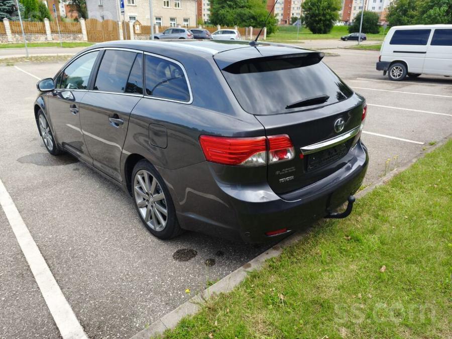 Серый Тойота Авенсис 2012 в Даугавпилс, объемом двигателя 2.20 л и пробегом 247 тыс. км за 6500 €, фото 6 на AUTOMOTO.COM.LV