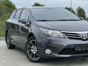 Pelēks Toyota Avensis 2012 Tauragė, ar dzinēja tilpumu 2.00 L un nobraukumu 260 tūkst. km par 4900 €, foto 5 vietnē AUTOMOTO.COM.LV