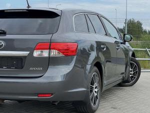 Pelēks Toyota Avensis 2012 Tauragė, ar dzinēja tilpumu 2.00 L un nobraukumu 260 tūkst. km par 4900 €, foto 9 vietnē AUTOMOTO.COM.LV