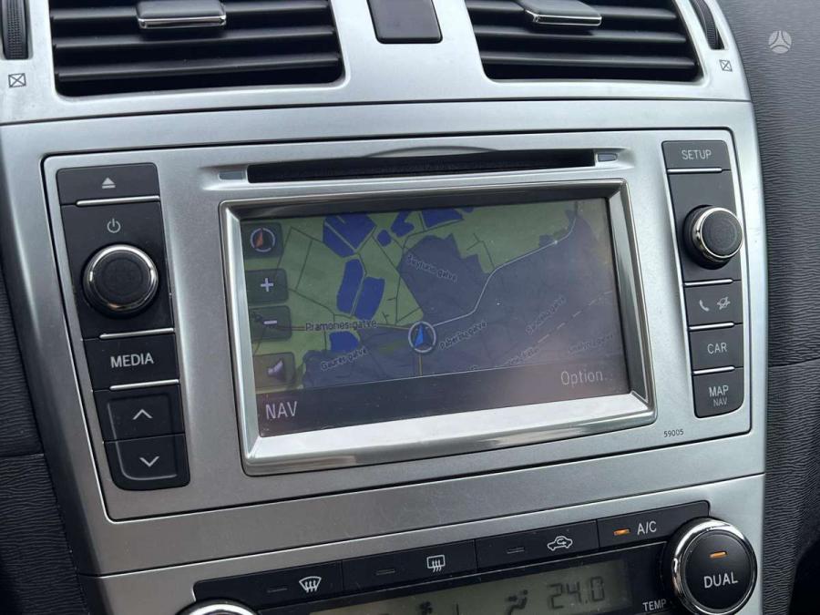 Pelēks Toyota Avensis 2012 Tauragė, ar dzinēja tilpumu 2.00 L un nobraukumu 260 tūkst. km par 4900 €, foto 18 vietnē AUTOMOTO.COM.LV