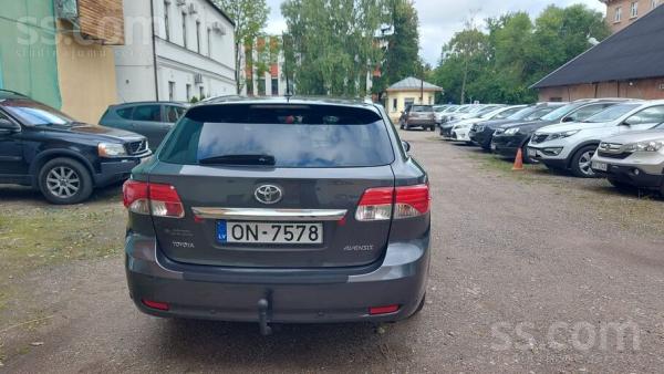 Grey Toyota Avensis 2012 in Daugavpils, with an engine capacity of 2.20 L and mileage of 0 thousand km for 6550 €, photo 8 on AUTOMOTO.COM.LV