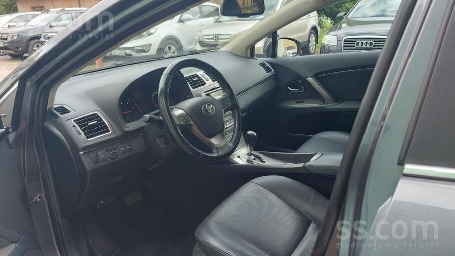 Pelēks Toyota Avensis 2012 Daugavpils, ar dzinēja tilpumu 2.20 L un nobraukumu 0 tūkst. km par 6550 €, foto 14 vietnē AUTOMOTO.COM.LV