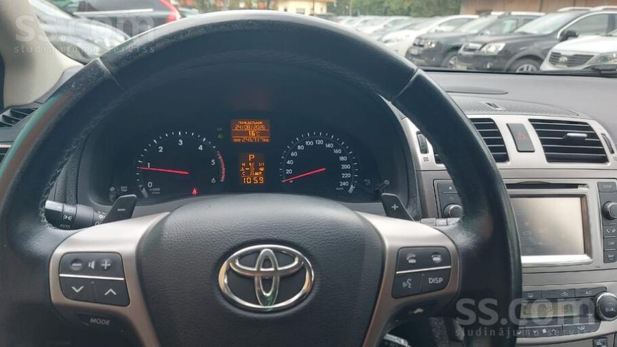 Pelēks Toyota Avensis 2012 Daugavpils, ar dzinēja tilpumu 2.20 L un nobraukumu 0 tūkst. km par 6550 €, foto 17 vietnē AUTOMOTO.COM.LV