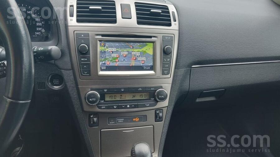 Pelēks Toyota Avensis 2012 Daugavpils, ar dzinēja tilpumu 2.20 L un nobraukumu 0 tūkst. km par 6550 €, foto 19 vietnē AUTOMOTO.COM.LV