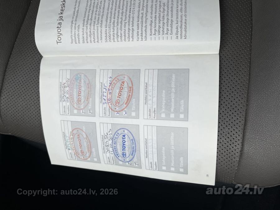 Серый Тойота Авенсис 2012 в Тарту, объемом двигателя 2.00 л и пробегом 327 тыс. км за 6999 €, фото 20 на AUTOMOTO.COM.LV