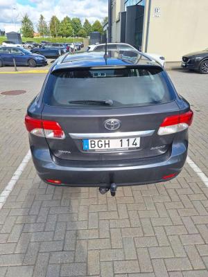 Серый Тойота Авенсис 2012 в Клайпеда, объемом двигателя 2.00 л и пробегом 270 тыс. км за 4500 €, фото 4 на AUTOMOTO.COM.LV
