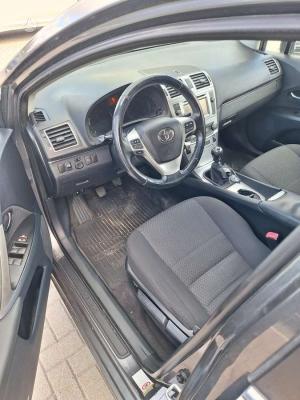 Серый Тойота Авенсис 2012 в Клайпеда, объемом двигателя 2.00 л и пробегом 270 тыс. км за 4500 €, фото 8 на AUTOMOTO.COM.LV