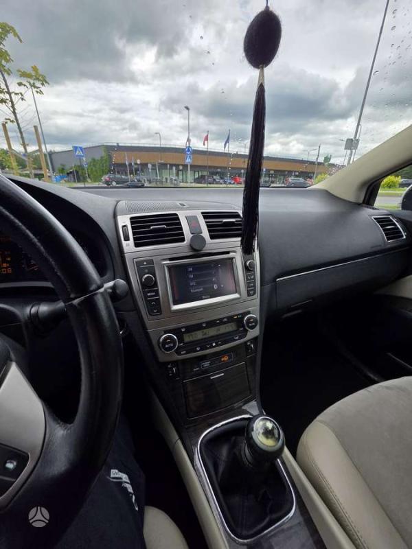 Тойота Авенсис 2012 в Вильнюс на AUTOMOTO.COM.LV Серый Тойота Авенсис 2012 в Вильнюс, объемом двигателя 2.23 л и пробегом 297 тыс. км за 4300 €, фото 8 на AUTOMOTO.COM.LV