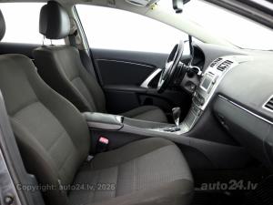Серый Тойота Авенсис 2012 в Таллин, объемом двигателя 1.80 л и пробегом 258 тыс. км за 3999 €, фото 7 на AUTOMOTO.COM.LV