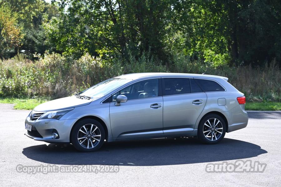 Серый Тойота Авенсис 2012 в Таллин, объемом двигателя 2.00 л и пробегом 311 тыс. км за 6500 €, фото 8 на AUTOMOTO.COM.LV