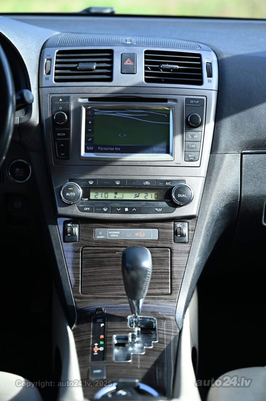 Серый Тойота Авенсис 2012 в Таллин, объемом двигателя 2.00 л и пробегом 311 тыс. км за 6500 €, фото 13 на AUTOMOTO.COM.LV