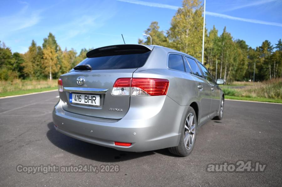 Серый Тойота Авенсис 2012 в Таллин, объемом двигателя 2.00 л и пробегом 311 тыс. км за 6500 €, фото 26 на AUTOMOTO.COM.LV