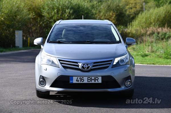 Тойота Авенсис 2012 в Таллин на AUTOMOTO.COM.LV Серый Тойота Авенсис 2012 в Таллин, объемом двигателя 2.00 л и пробегом 311 тыс. км за 6500 €, фото 3 на AUTOMOTO.COM.LV