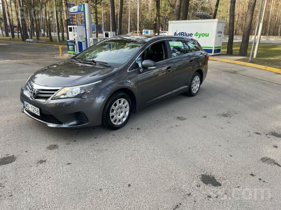 Pelēks Toyota Avensis 2013 Ogre, ar dzinēja tilpumu 1.60 L un nobraukumu 0 tūkst. km par 4999 €, foto 2 vietnē AUTOMOTO.COM.LV