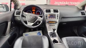 Grey Toyota Avensis 2013 in Jelgava, with an engine capacity of 2.00 L and mileage of 240 thousand km for 5990 €, photo 19 on AUTOMOTO.COM.LV