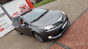 Pelēks Toyota Avensis 2013 Jelgava, ar dzinēja tilpumu 2.00 L un nobraukumu 240 tūkst. km par 5990 €, foto 6 vietnē AUTOMOTO.COM.LV