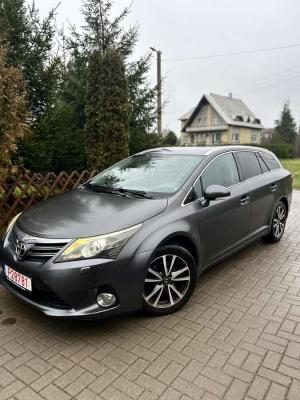 Grey Toyota Avensis 2013 in Kaunas, with an engine capacity of 1.80 L and mileage of 292 thousand km for 5800 €, photo 2 on AUTOMOTO.COM.LV