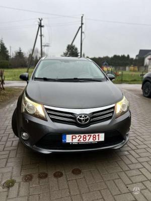 Grey Toyota Avensis 2013 in Kaunas, with an engine capacity of 1.80 L and mileage of 292 thousand km for 5800 €, photo 4 on AUTOMOTO.COM.LV