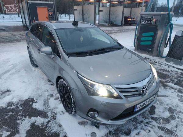 Grey Toyota Avensis 2013 in Kaunas, with an engine capacity of 2.20 L and mileage of 333 thousand km for 6000 €, photo 3 on AUTOMOTO.COM.LV