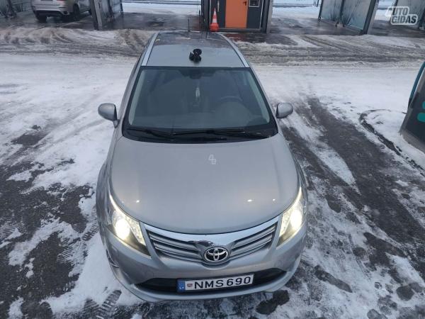 Grey Toyota Avensis 2013 in Kaunas, with an engine capacity of 2.20 L and mileage of 333 thousand km for 6000 €, photo 7 on AUTOMOTO.COM.LV