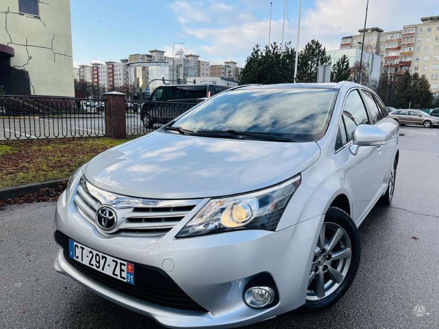 Pelēks Toyota Avensis 2013 Kauņa, ar dzinēja tilpumu 2.00 L un nobraukumu 235 tūkst. km par 5699 €, foto 8 vietnē AUTOMOTO.COM.LV
