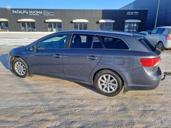 Pelēks Toyota Avensis 2013 Šauļi, ar dzinēja tilpumu 2.00 L un nobraukumu 231 tūkst. km par 5650 €, foto 6 vietnē AUTOMOTO.COM.LV
