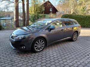 Серый Тойота Авенсис 2013 в Рига, объемом двигателя 2.20 л и пробегом 299 тыс. км за 4850 €, фото  на AUTOMOTO.COM.LV