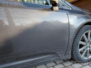 Pelēks Toyota Avensis 2013 Rīga, ar dzinēja tilpumu 2.20 L un nobraukumu 299 tūkst. km par 4850 €, foto 6 vietnē AUTOMOTO.COM.LV