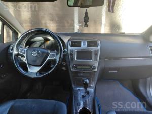 Pelēks Toyota Avensis 2013 Rīga, ar dzinēja tilpumu 2.20 L un nobraukumu 299 tūkst. km par 4850 €, foto 10 vietnē AUTOMOTO.COM.LV