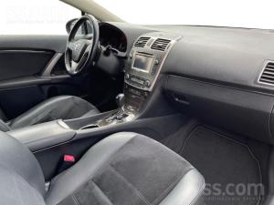 Серый Тойота Авенсис 2013 в Рига, объемом двигателя 2.00 л и пробегом 192 тыс. км за 7990 €, фото 7 на AUTOMOTO.COM.LV