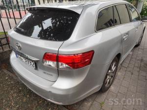 Серый Тойота Авенсис 2013 в Рига, объемом двигателя 2.20 л и пробегом 220 тыс. км за 1000 €, фото 4 на AUTOMOTO.COM.LV