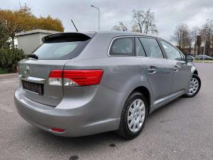 Серый Тойота Авенсис 2013 в Вильнюс, объемом двигателя 1.80 л и пробегом 132 тыс. км за 7800 €, фото 4 на AUTOMOTO.COM.LV