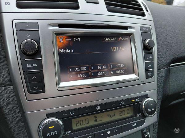 Pelēks Toyota Avensis 2013 Viļņa, ar dzinēja tilpumu 1.80 L un nobraukumu 132 tūkst. km par 7800 €, foto 10 vietnē AUTOMOTO.COM.LV