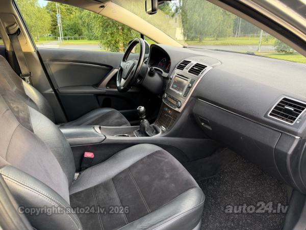 Серый Тойота Авенсис 2013 в Таллин, объемом двигателя 2.00 л и пробегом 264 тыс. км за 5999 €, фото 8 на AUTOMOTO.COM.LV