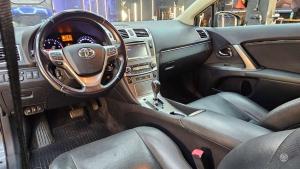 Серый Тойота Авенсис 2013 в Клайпеда, объемом двигателя 2.20 л и пробегом 320 тыс. км за 5100 €, фото 13 на AUTOMOTO.COM.LV