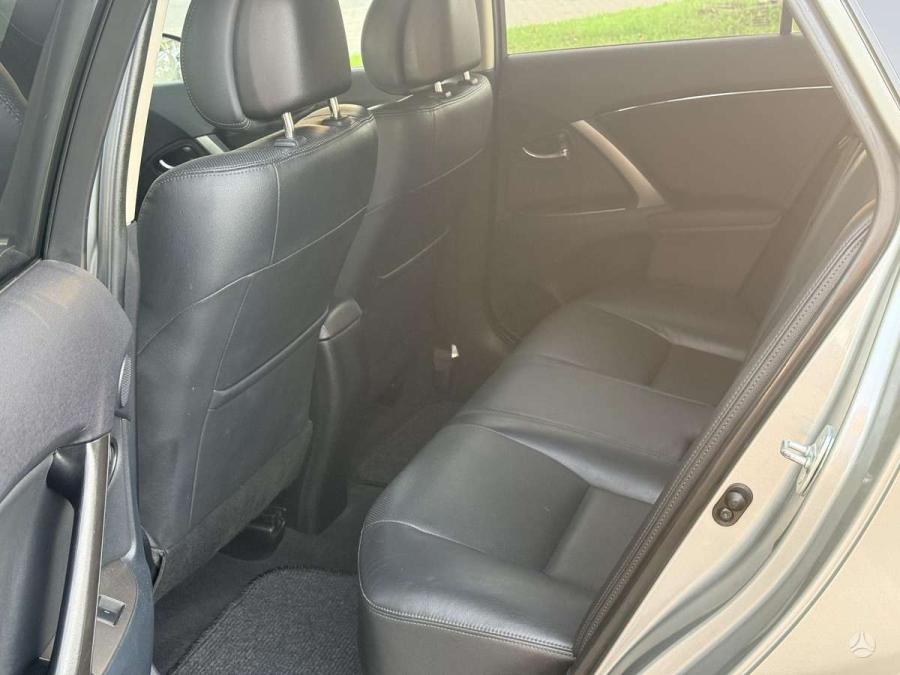 Серый Тойота Авенсис 2013 в Укмерге, объемом двигателя 1.80 л и пробегом 272 тыс. км за 6950 €, фото 14 на AUTOMOTO.COM.LV
