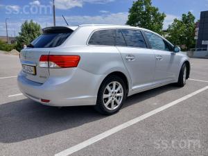 Grey Toyota Avensis 2014 in Saldus, with an engine capacity of 2.20 L and mileage of 244 thousand km for 6300 €, photo 4 on AUTOMOTO.COM.LV