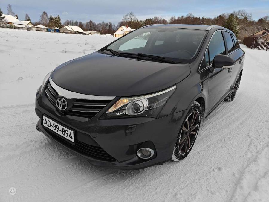 Pelēks Toyota Avensis 2014 Klaipėda, ar dzinēja tilpumu 2.00 L un nobraukumu 255 tūkst. km par 4490 €, foto 4 vietnē AUTOMOTO.COM.LV